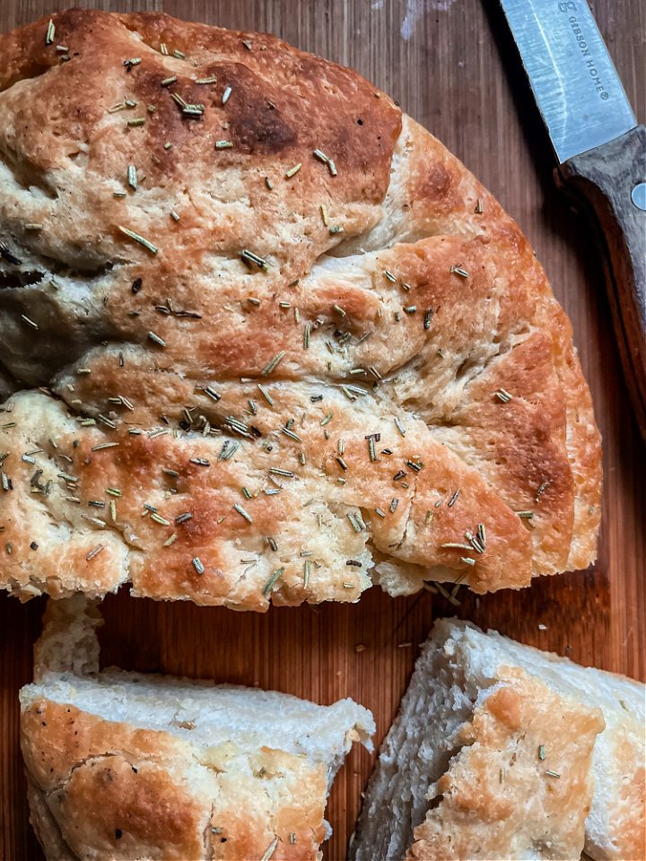 The Best Garlic and Herbs Flatbread • Sandra's Easy Cooking Bread