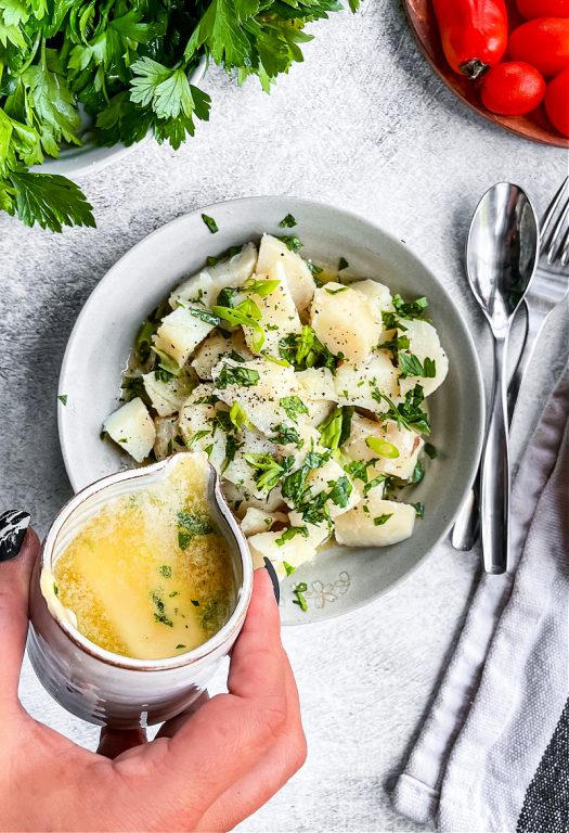 Boiled Potatoes with Butter and Parsley - Sandra's Easy Cooking