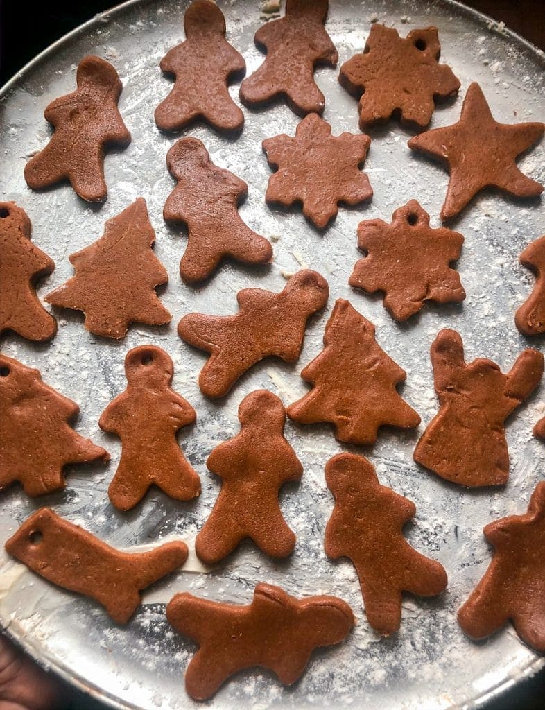 Gingerbread Cookies Recipe- Sandra's Easy Cooking Holidays